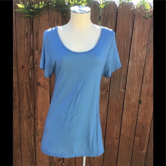 LuLaRoe | Tops | Lularoe Classic T | Poshmark